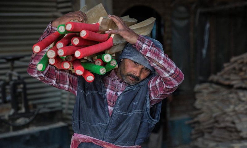 In pics: cricket bat factory in Indian-controlled Kashmir - Global Times