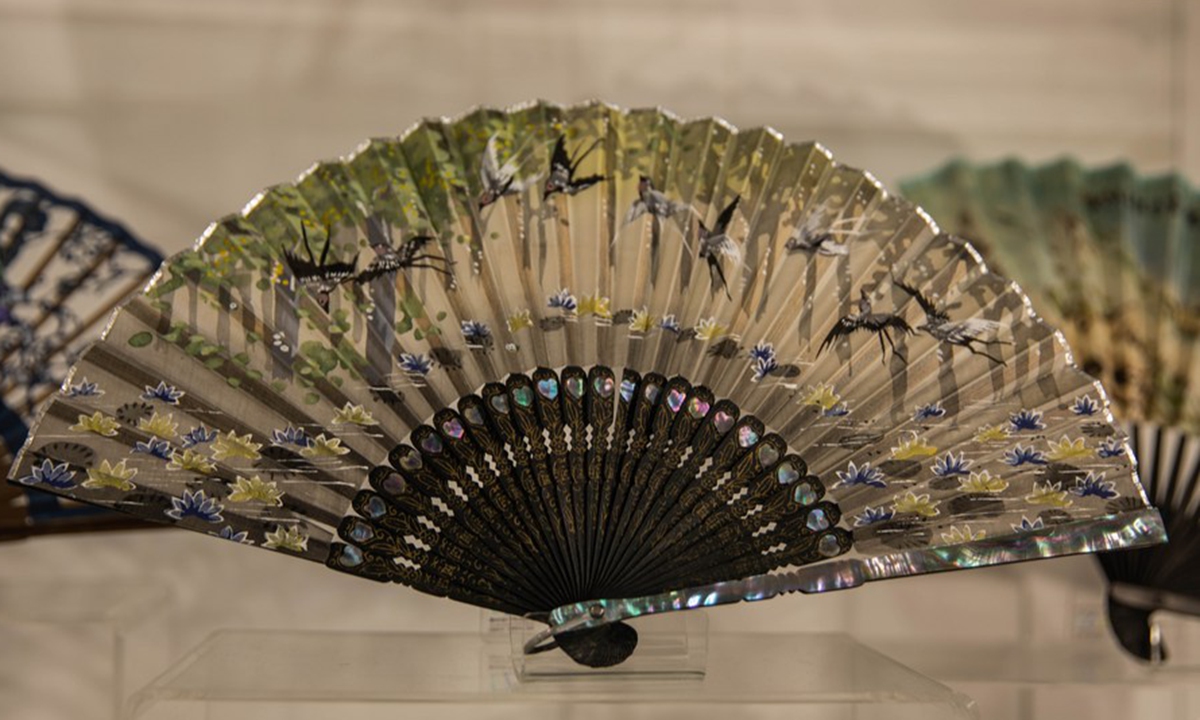 Exhibition "The Art of the Fan" held in Canberra, Australia - Global Times