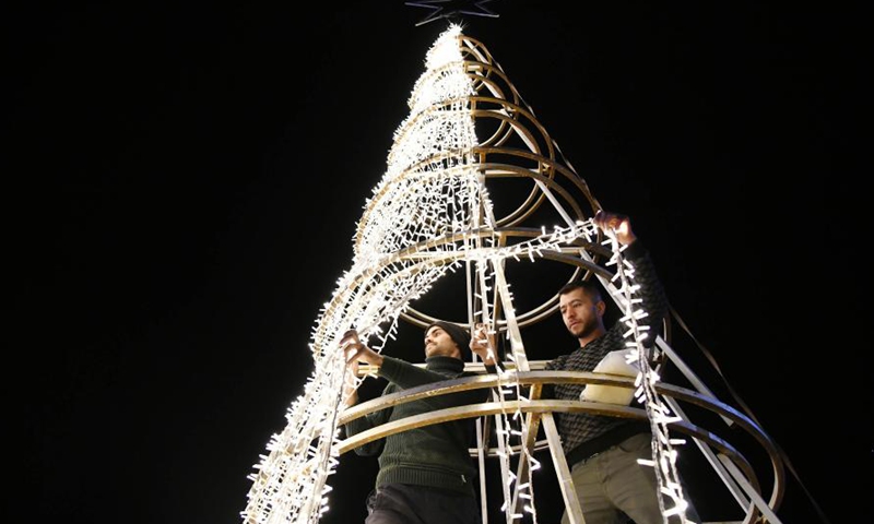 Christmas decorations set up in Damascus, Syria - Global Times