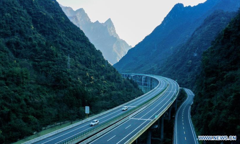 Highway linking Ankang City, Langao County opens to traffic - Global Times