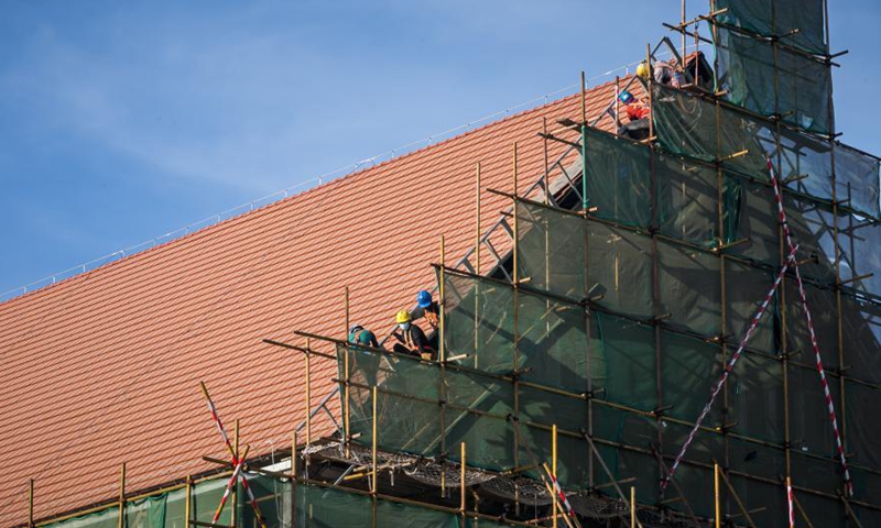 China-aided Mahosot General Hospital under construction in Vientiane ...