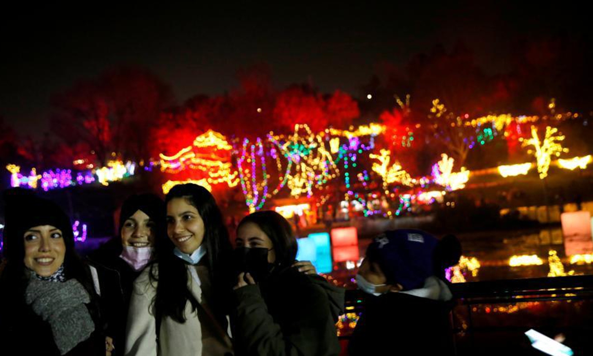 People visit "Winter Lights Festival" at Botanical Gardens during ...