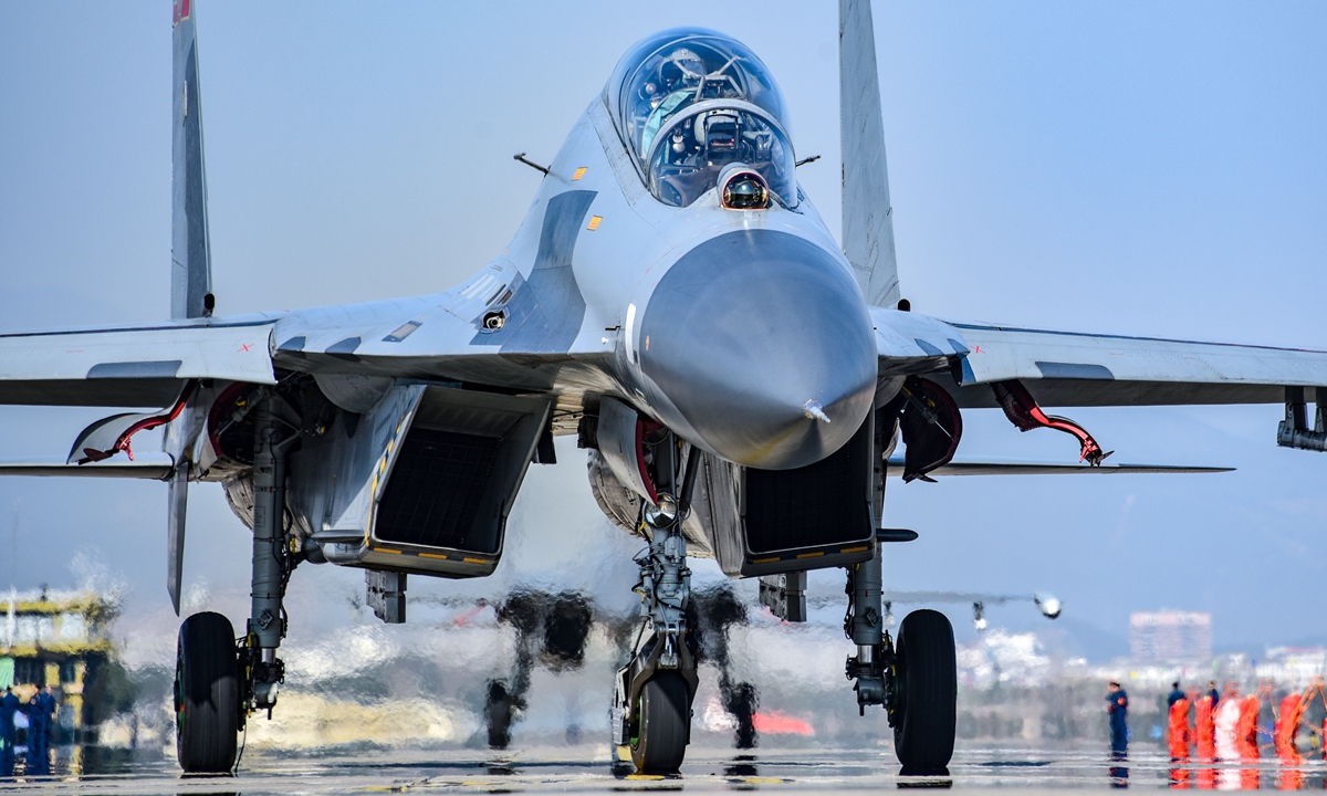 Fighter jets reach runway before takeoff - Global Times