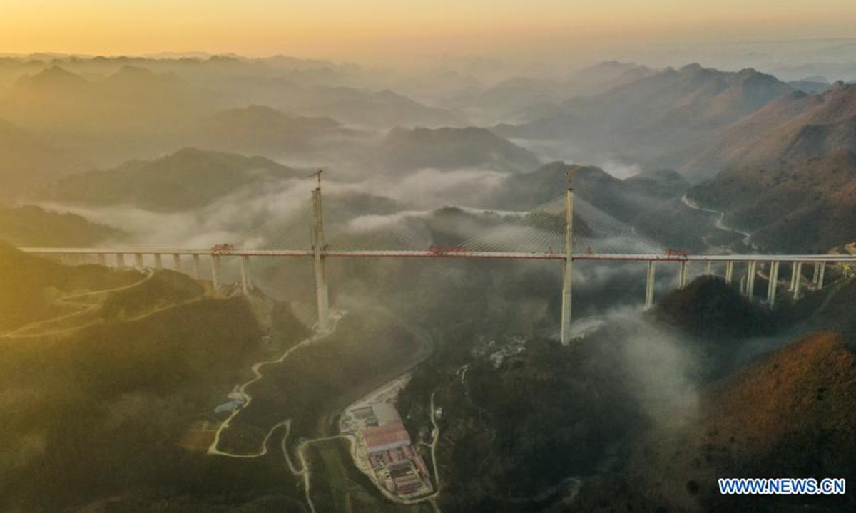 1,720-meter bridge finishes final stage for closure in Guizhou - Global ...