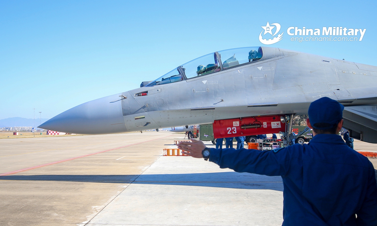 PLA Eastern Theater Command Air Force holds aerial combat flight ...