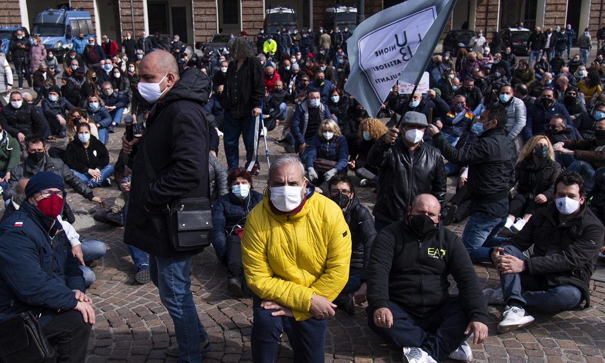 Lockdown demonstration - Global Times