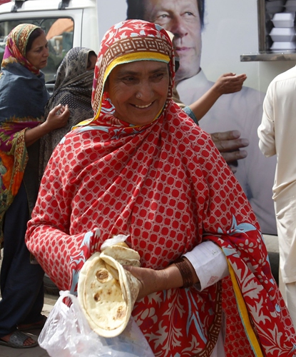 Pakistan's hunger-free initiative to uplift low-income families ...