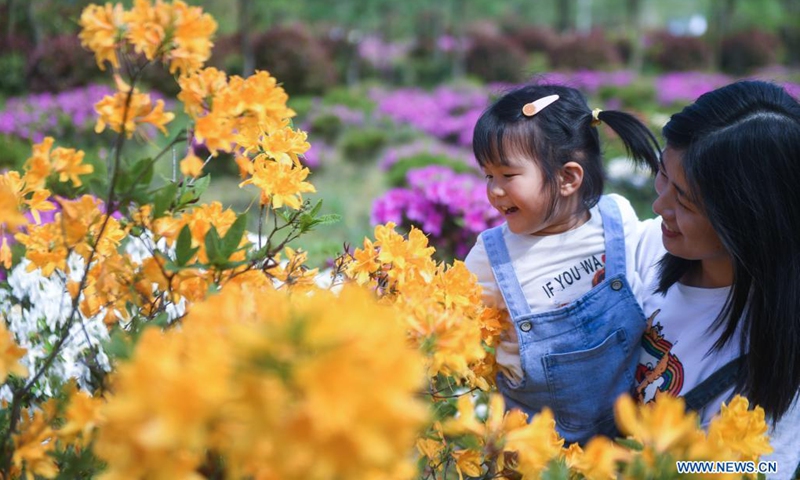 Flowers in full bloom as temperature rises in Changxing, E China ...