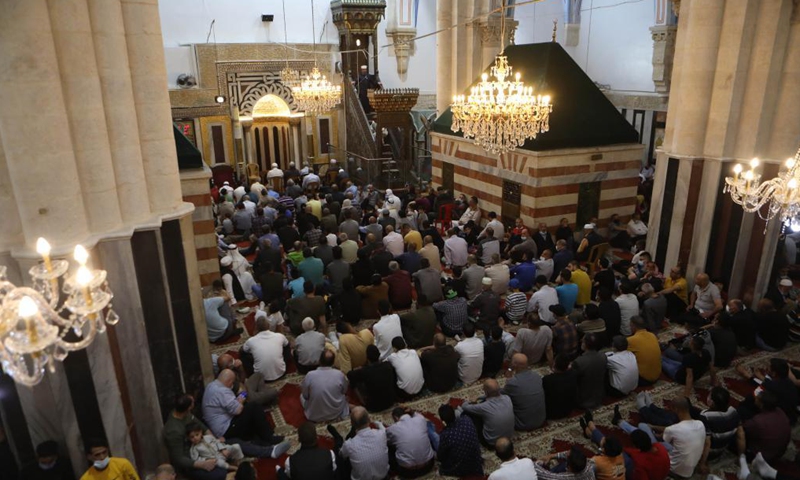 People pray during holy month of Ramadan - Global Times