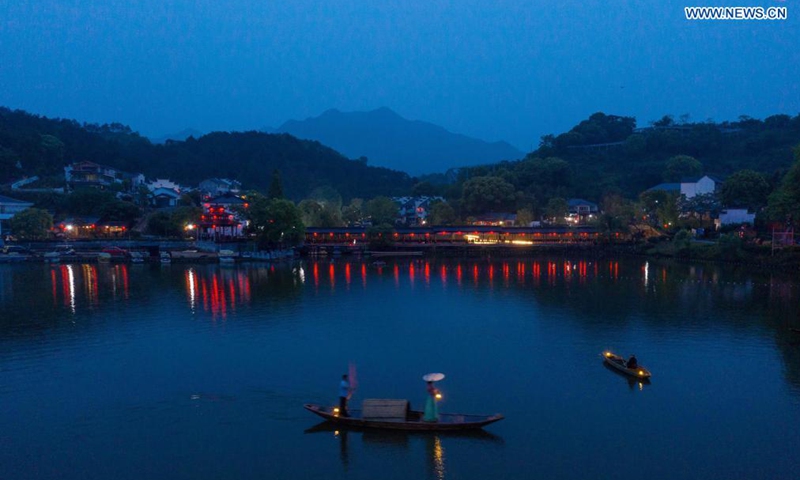 Night view of Sandu Fishing Village in Zhejiang - Global Times
