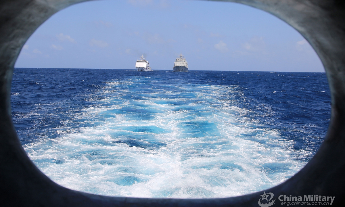 Navy vessels perform underway replenishment - Global Times