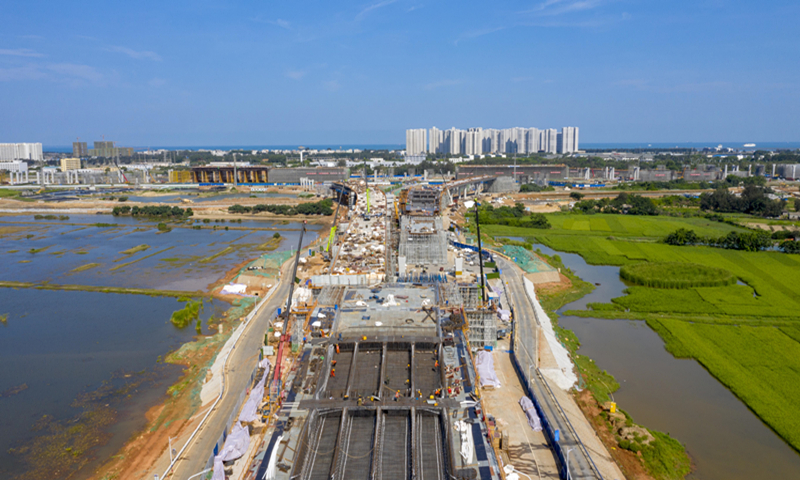 Driving north and south - Global Times