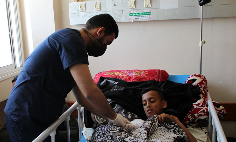 Gaza hospitals overburdened by increasing number of injured, shortage ...