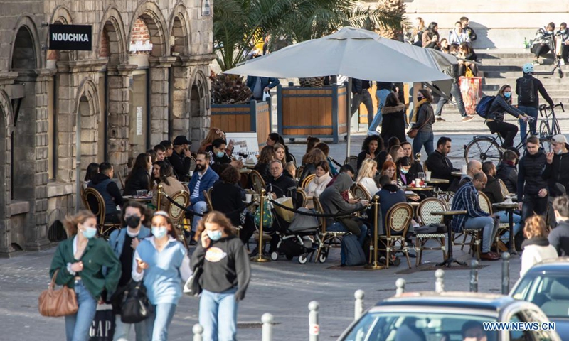 France allows cafes and restaurants to open terraces to consumers ...