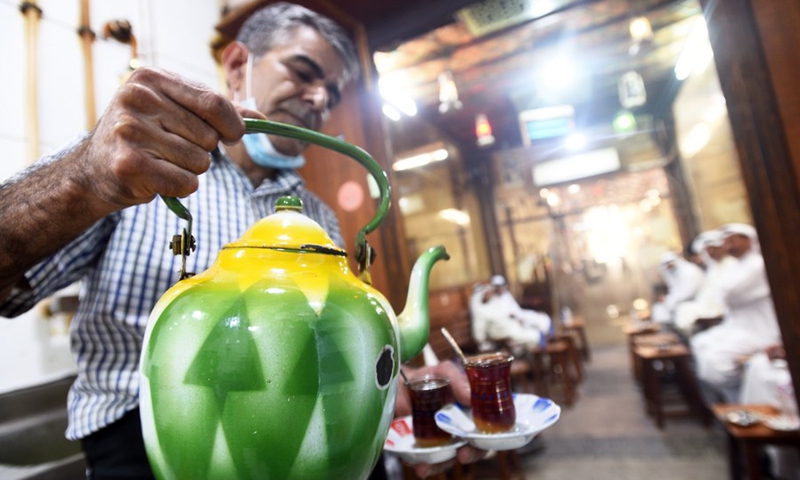 Restaurants, cafes in Kuwait start dine-in service after months of ...