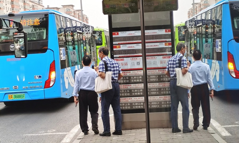 InPics: Beijing commuters - Global Times