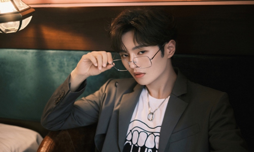 UNIQ member Li Wenhan donates to anti-cyberbullying research fund ...