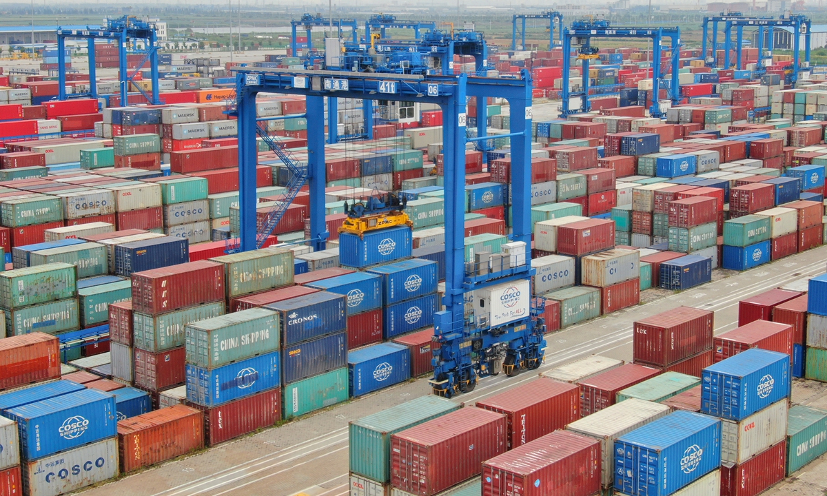 East China port busy with container operations - Global Times