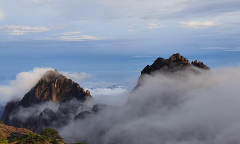 Rain refreshes Huangshan mountain in Anhui Province - Global Times