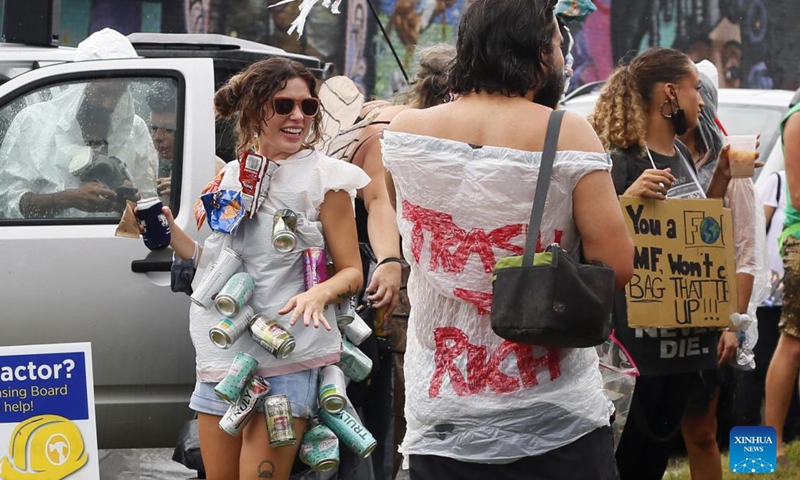 New Orleans residents host trash parade - Global Times