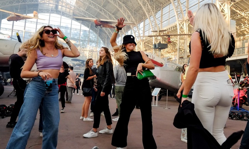 Live electronic music show inside a museum - Global Times