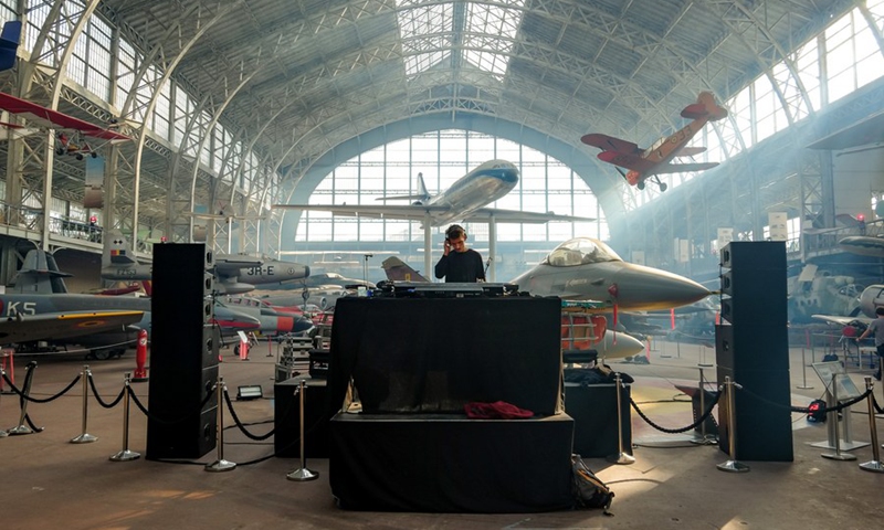 Live electronic music show inside a museum - Global Times