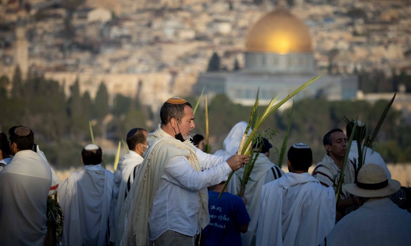 Jews hold Hoshana Rabbah prayers on 7th day of Sukkot - Global Times