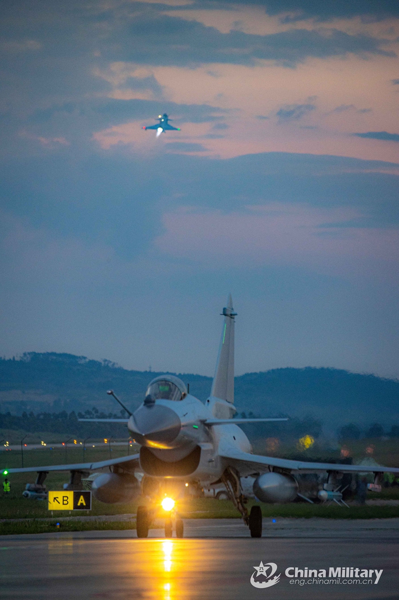 Fighter jets get ready for training - Global Times