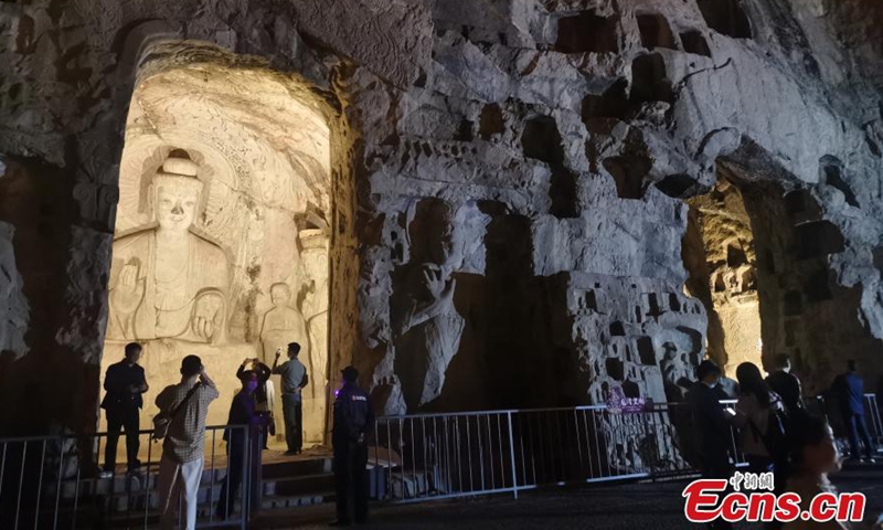 Fascinating night view in Longmen Grottoes attracts tourists - Global Times