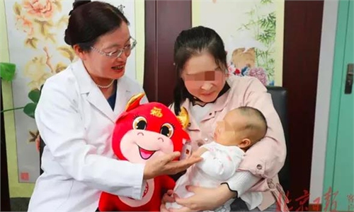 China’s 1st baby born from ovarian tissue transplantation stays healthy ...