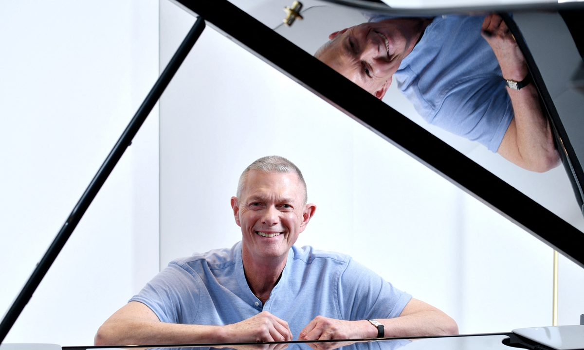 Richard Carpenter recalls 1970s pop duo in new book - Global Times