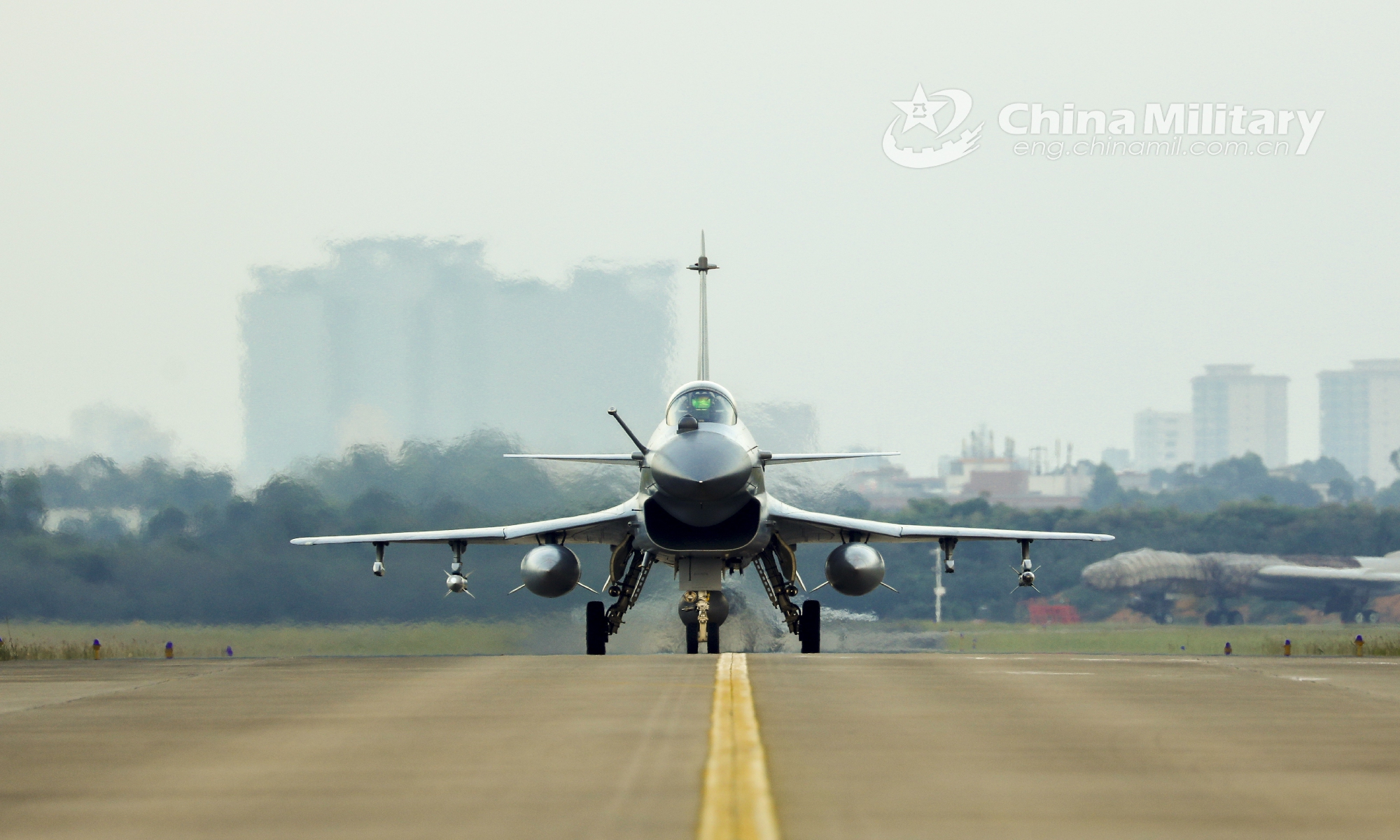 J-10 fighter jets participate in combat flight training - Global Times