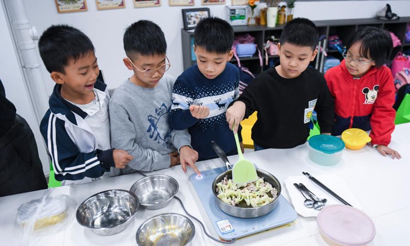 Students attend after-school "Masterchef Class" - Global Times