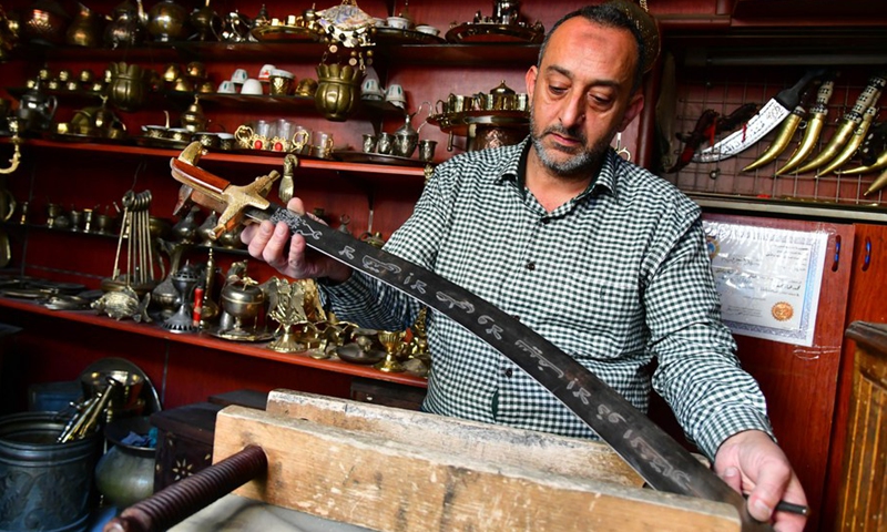 Ancient Syrian Swords How Traditional Syrian Sword Is Made? Global
