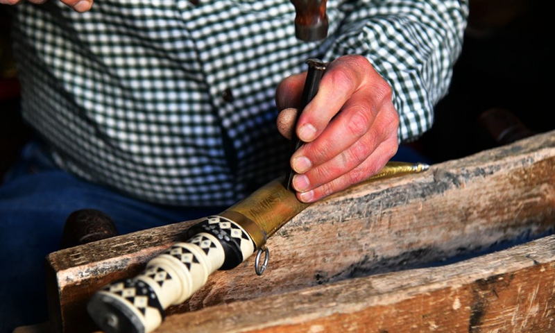 How traditional Syrian sword is made? - Global Times