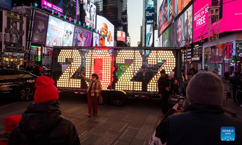 "2022" numerals seen on Times Square in New York - Global Times