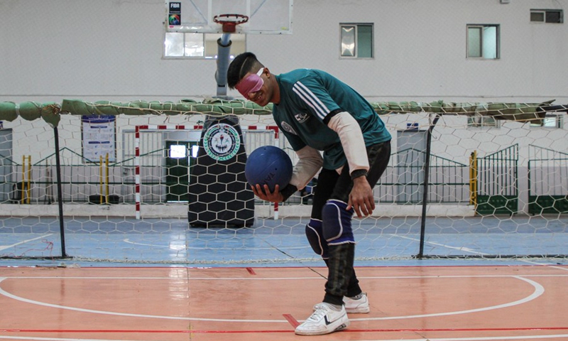 Blind Palestinians play goalball game - Global Times