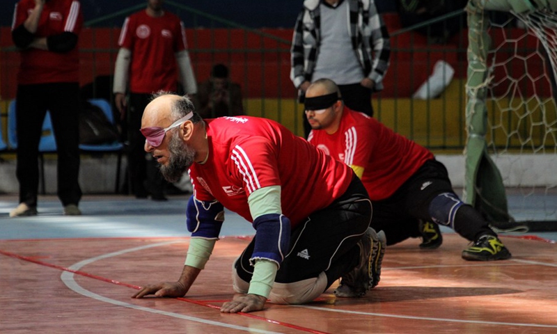 Blind Palestinians play goalball game - Global Times