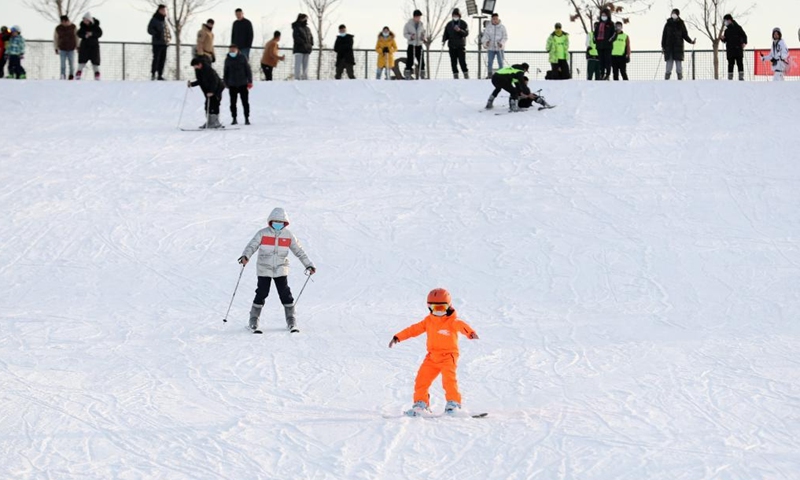 People enjoy winter activities across China - Global Times