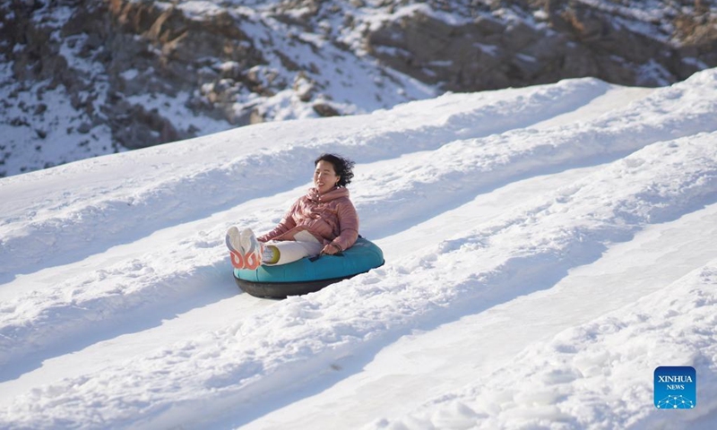 People enjoy winter activities across China - Global Times