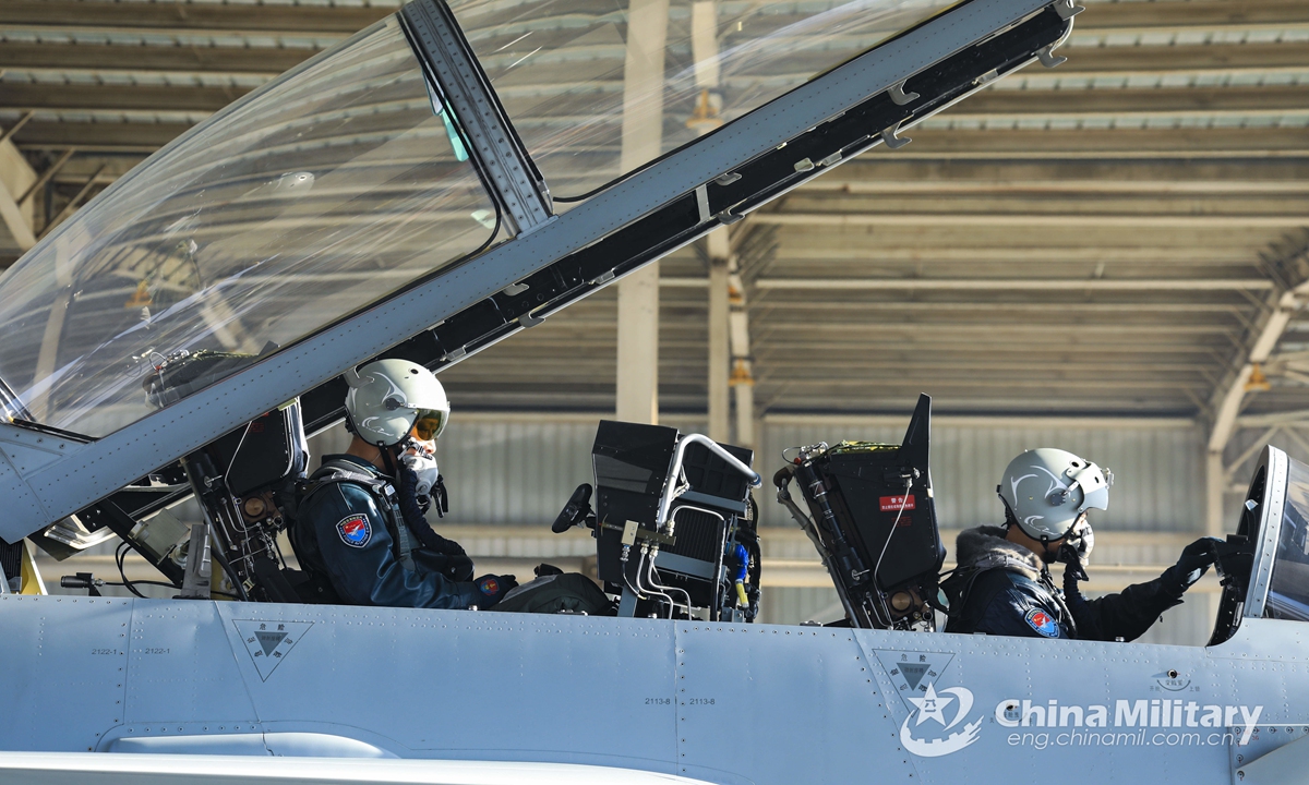 Fighter jet in round-the-clock combat flight training - Global Times