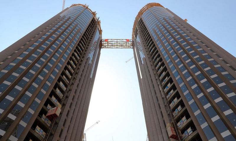 Topping-out ceremony for main structure of Egypt's Crescent Tower ...