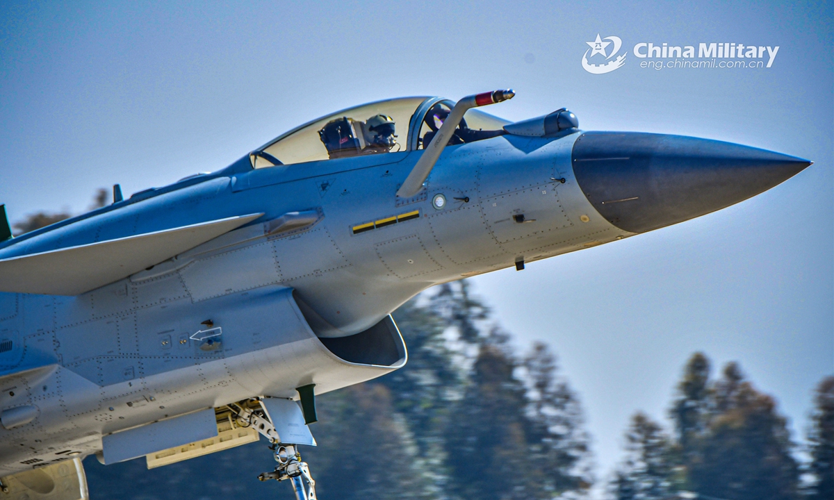 J-10 fighter jets engage in 24-hour flight - Global Times