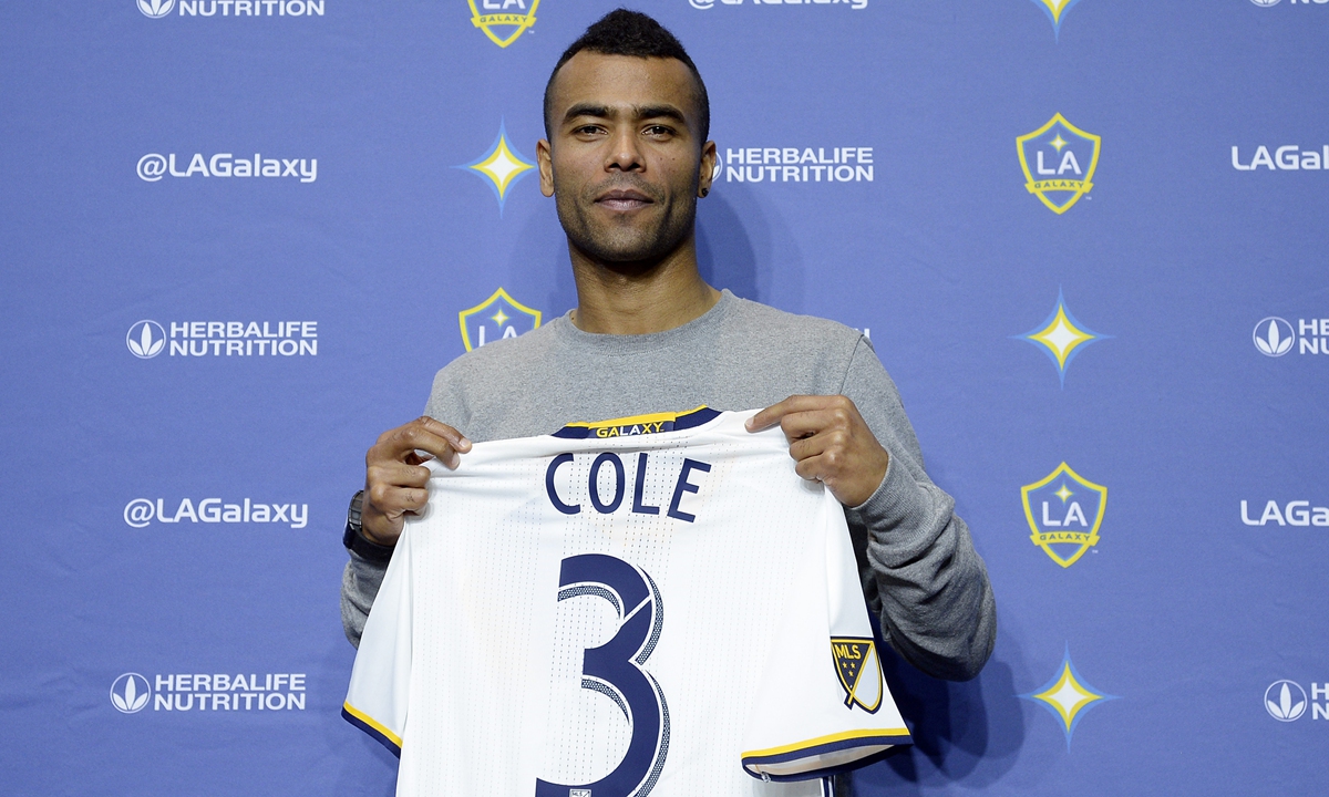 Robber threatened to cut Ashley Cole’s fingers off, Nottingham court ...