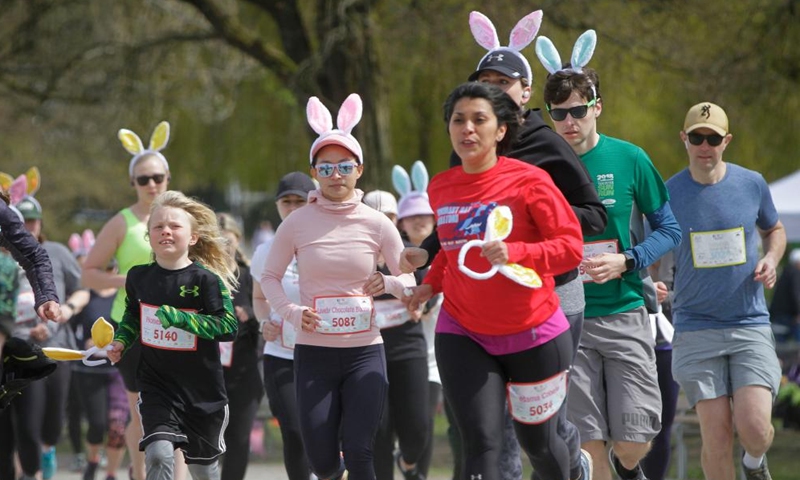 People take part in Big Easter Run in Vancouver - Global Times