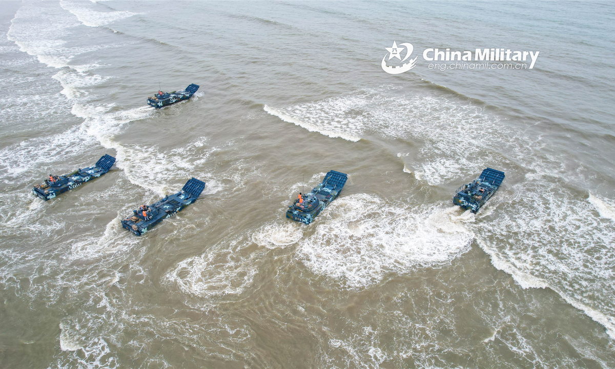 Amphibious armored vehicles in maritime training exercise - Global Times