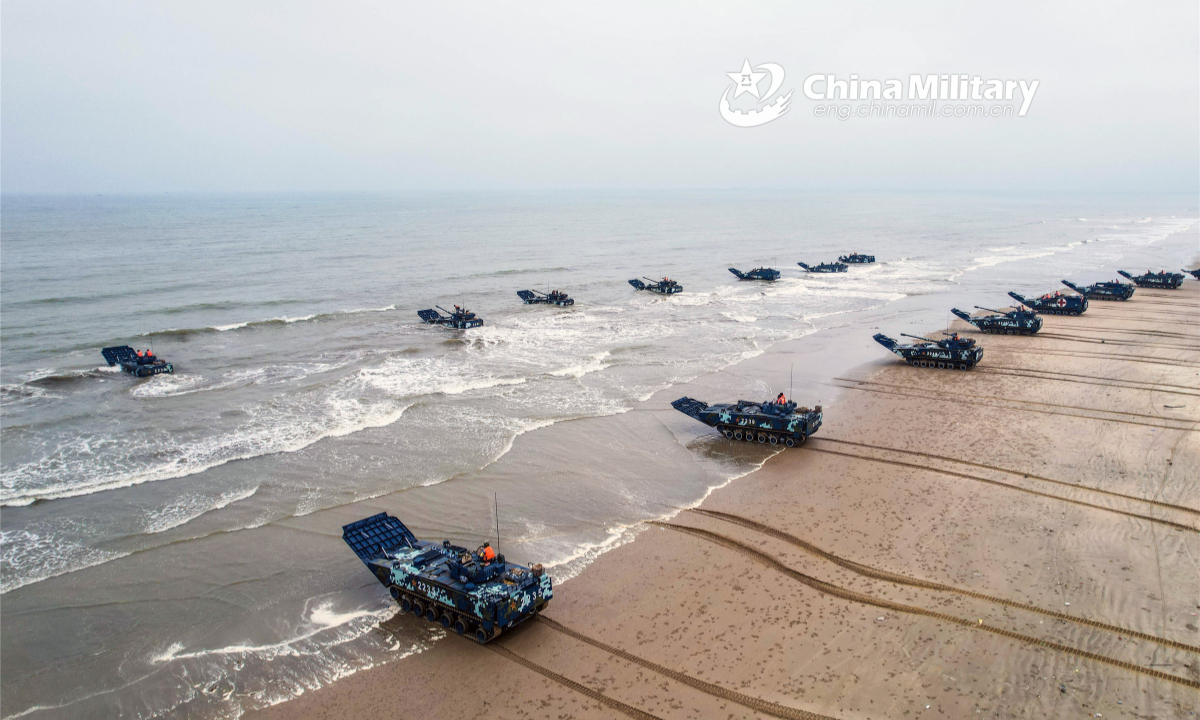 Amphibious armored vehicles in maritime training exercise - Global Times