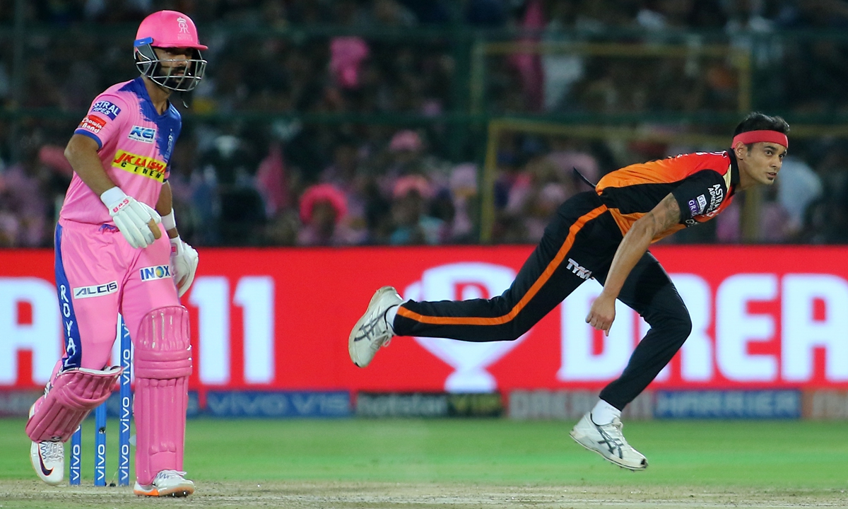Sunrisers Hyderabad end five-match losing streak to stay afloat in IPL ...