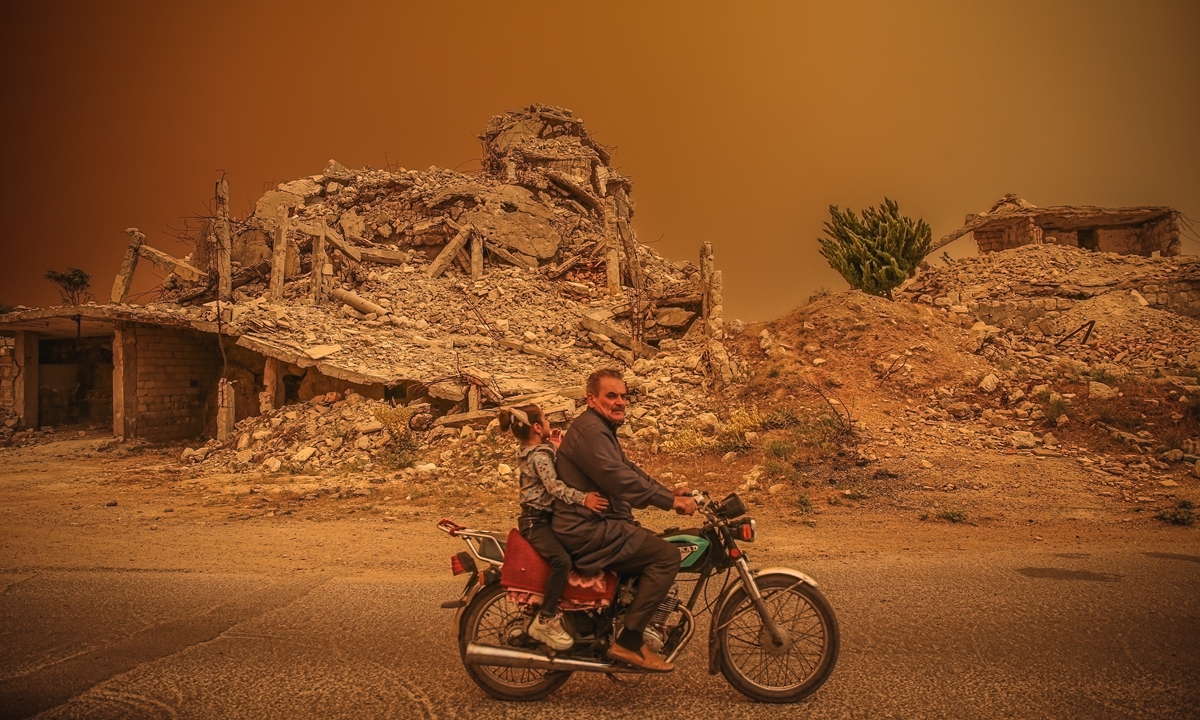 Rising heat drives crippling sandstorms across the Middle East - Global ...