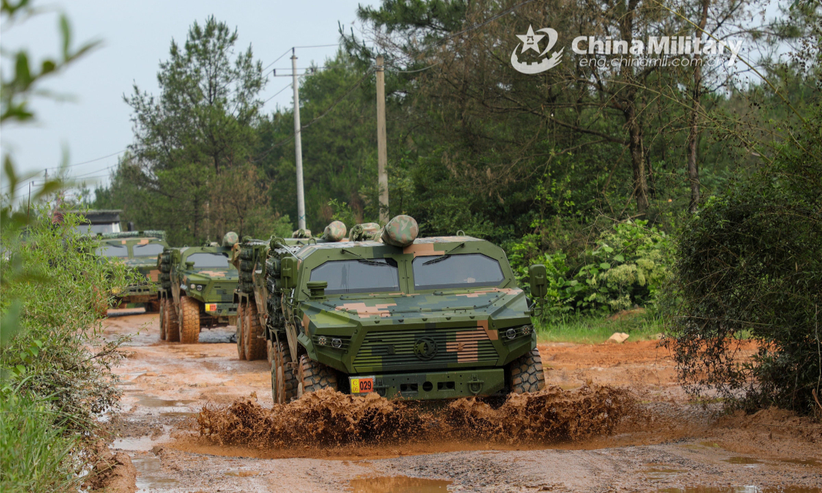 Artillery detachment conducts live-fire exercise - Global Times